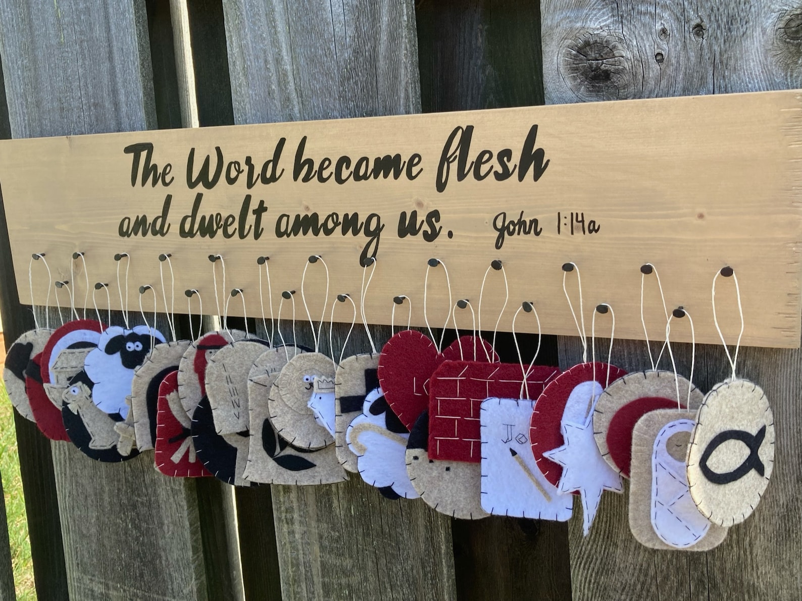 Jesse Tree Ornament Wall Display - Etsy