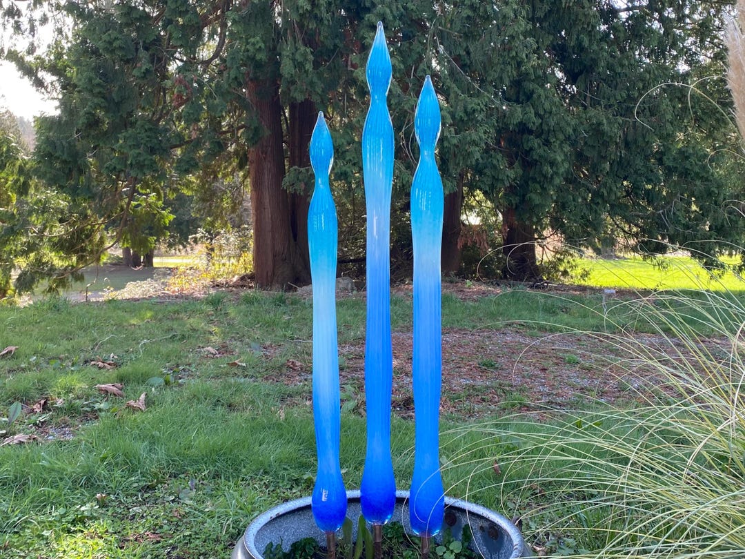 Spire Trio - Handblown Glass Garden Art - Etsy