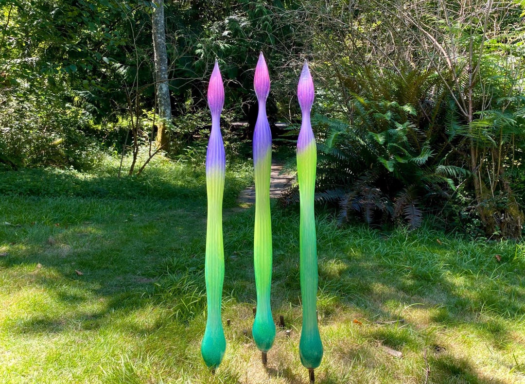 MADE TO ORDER - Spire Trio - Handblown Glass Garden Art - Etsy