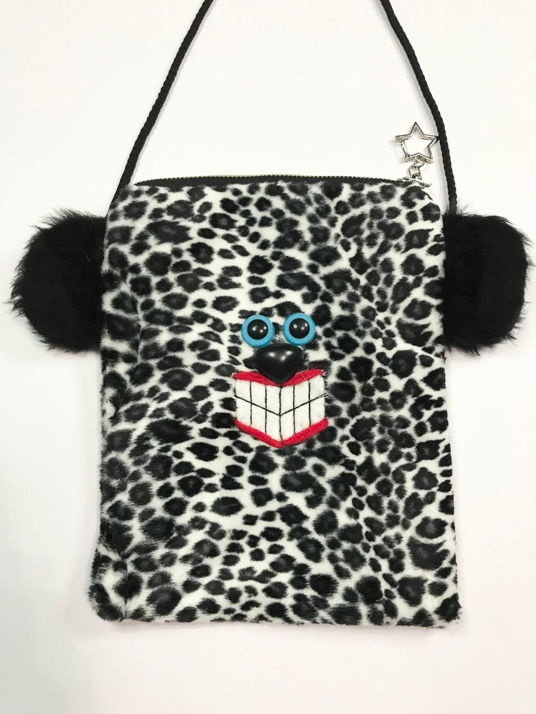 KOKESHI375 creepy Purse snow Leopard - Etsy