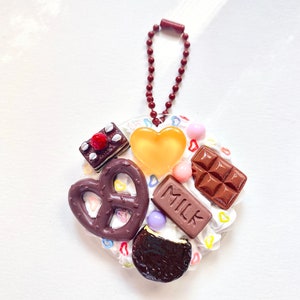 Sweet Creamy Keychain/ Lovely Dessert Keychain/ Cute Keychain/ Foodie ...