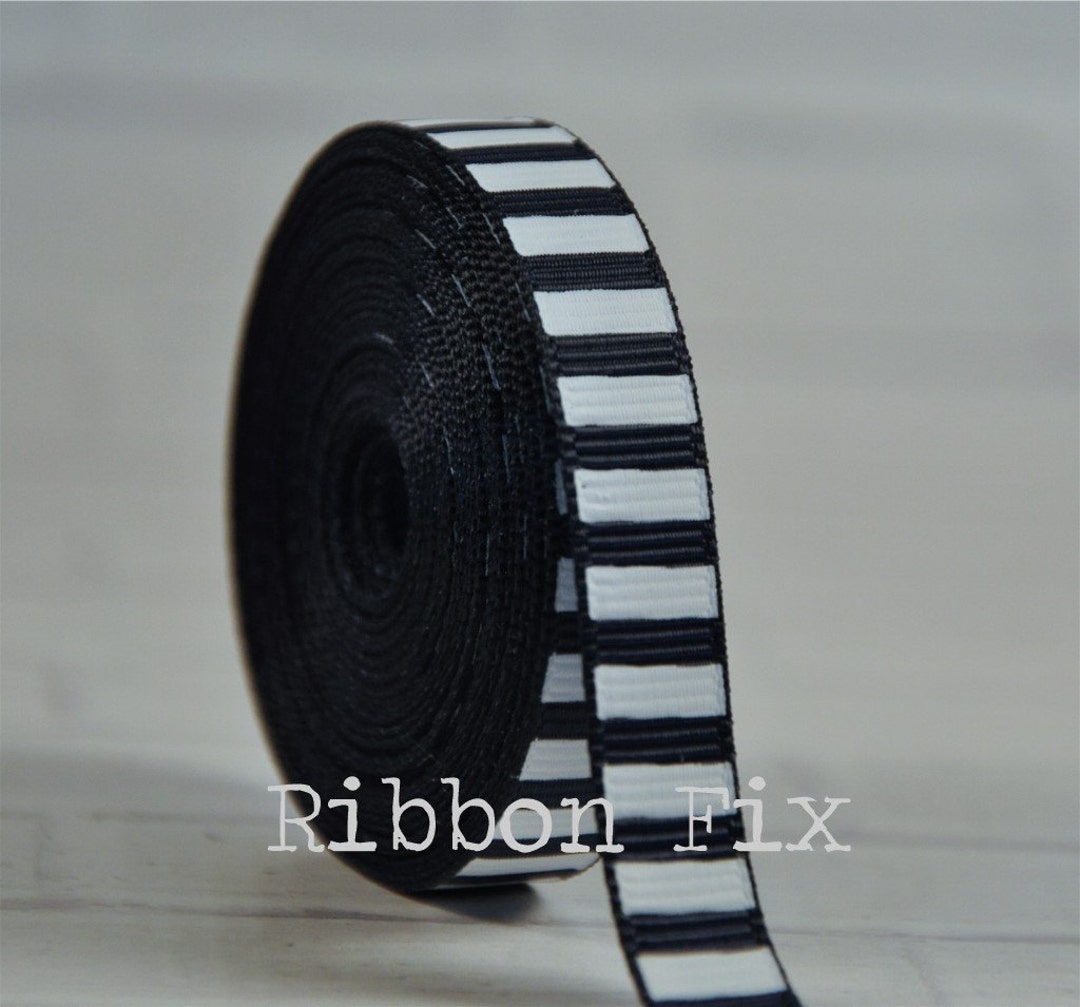 3/8" Navy Blue & White Vertical Stripe Grosgrain Ribbon - US Designer ...