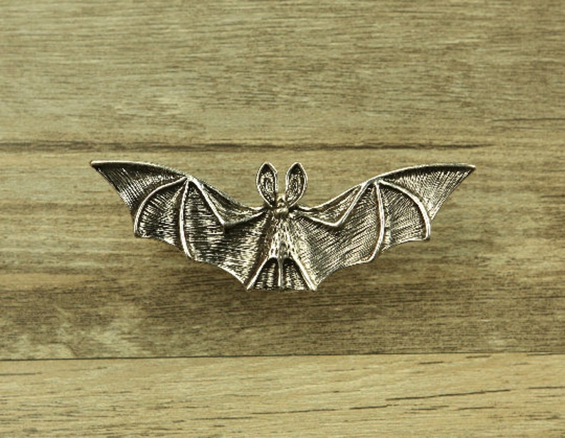 Bat Drawer Knobs / Bat Cabinet / Gothic Home Decor / Animal - Etsy Canada