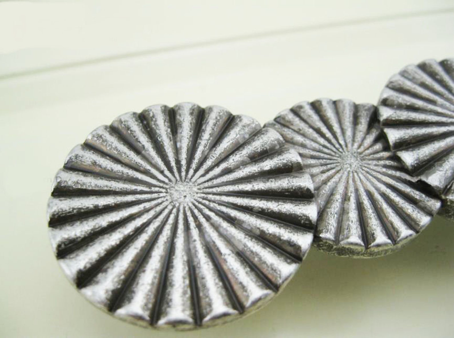 Vintage Knobs Dresser Knobs Cabinet Dresser Knobs Pull / - Etsy