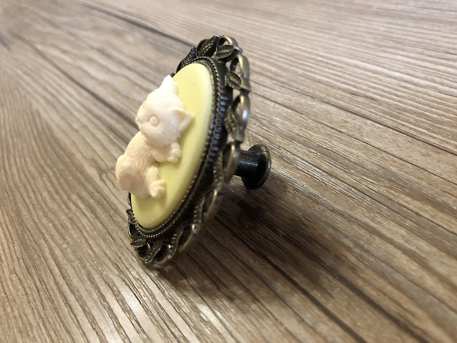 Bronze Retro Resin Yellow Cat Drawer Knobs / Resin Cat Cabinet | Etsy