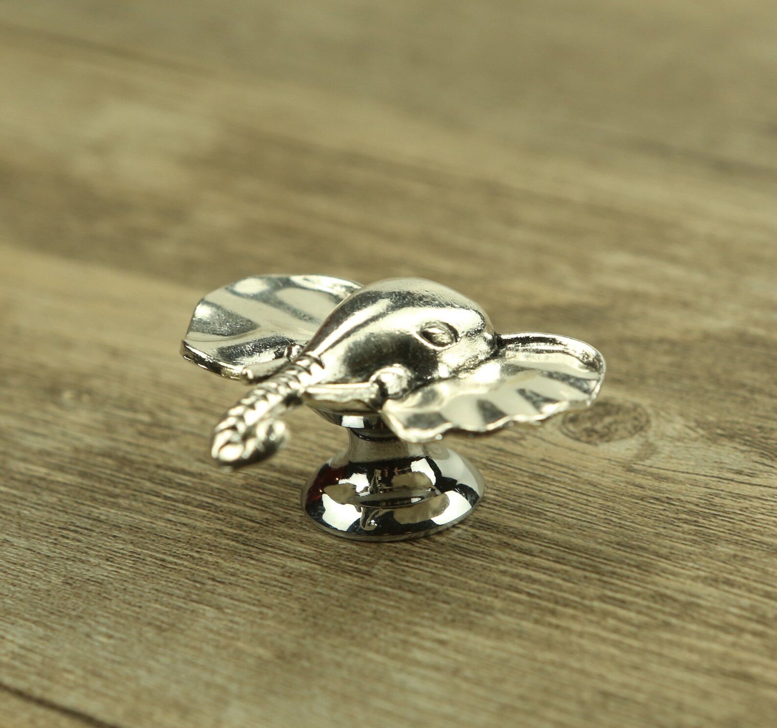 Silver Elephant Drawer Knobs / Elephant Cabinet / Gothic Home | Etsy