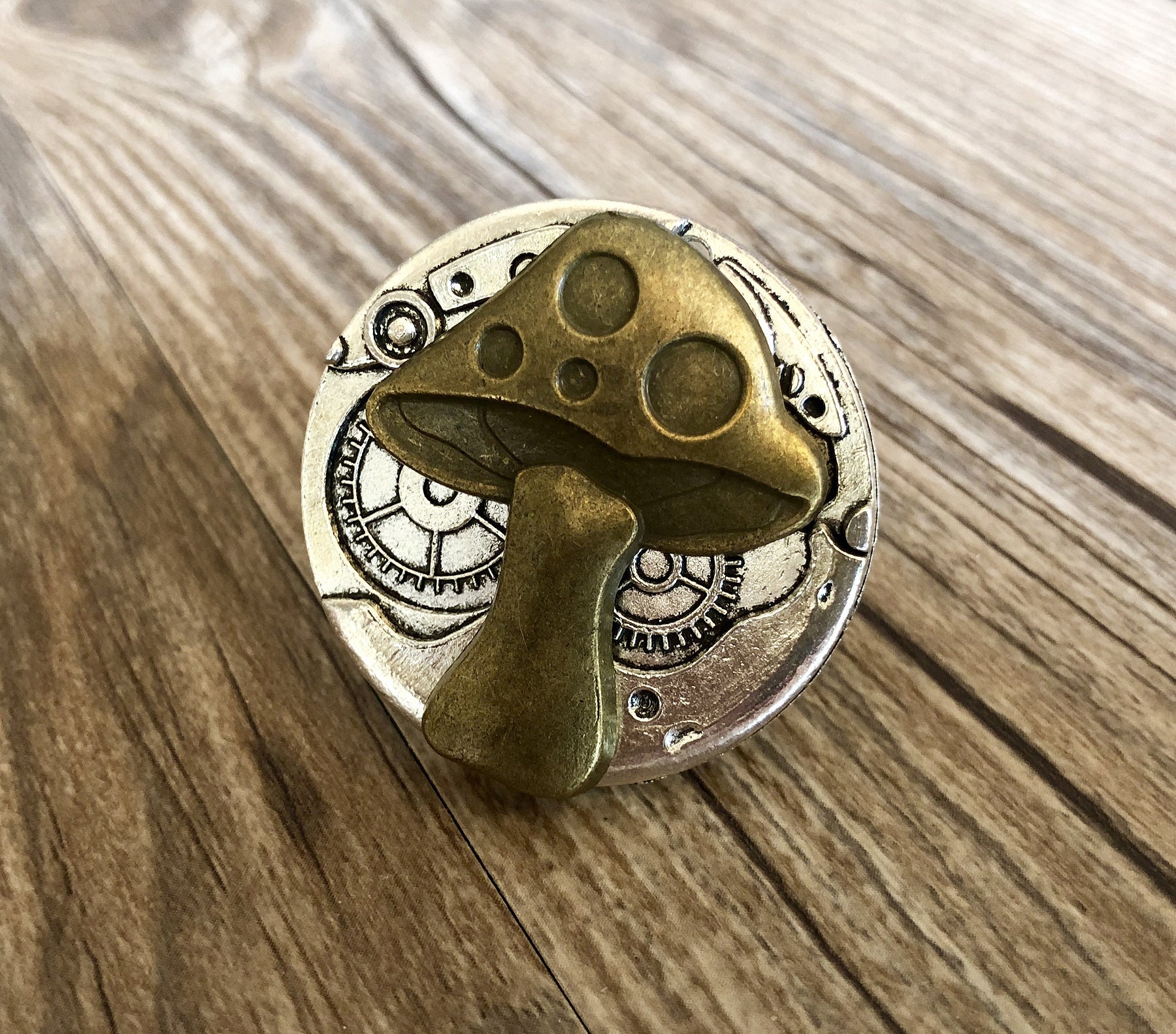 Mushroom Gear Drawer Knobs / Mushroom Cabinet / Gothic Home Decor ...