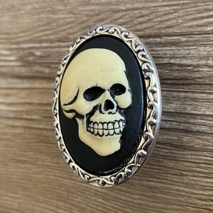 Gothic Skull Drawer Knobs / Skull Cabinet / Gothic Home Decor / Relief ...