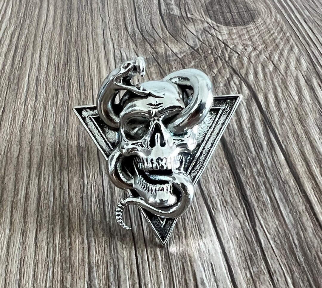 Silver Gothic Skull Knobs Brass Knobs / Cabinet Dresser Knobs / Cabinet ...