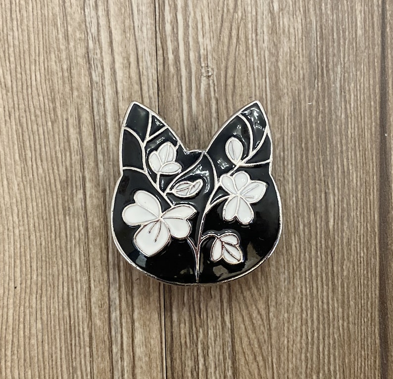 Silver Cat Drawer Knobs / Cat Cabinet / Gothic Home Decor / - Etsy