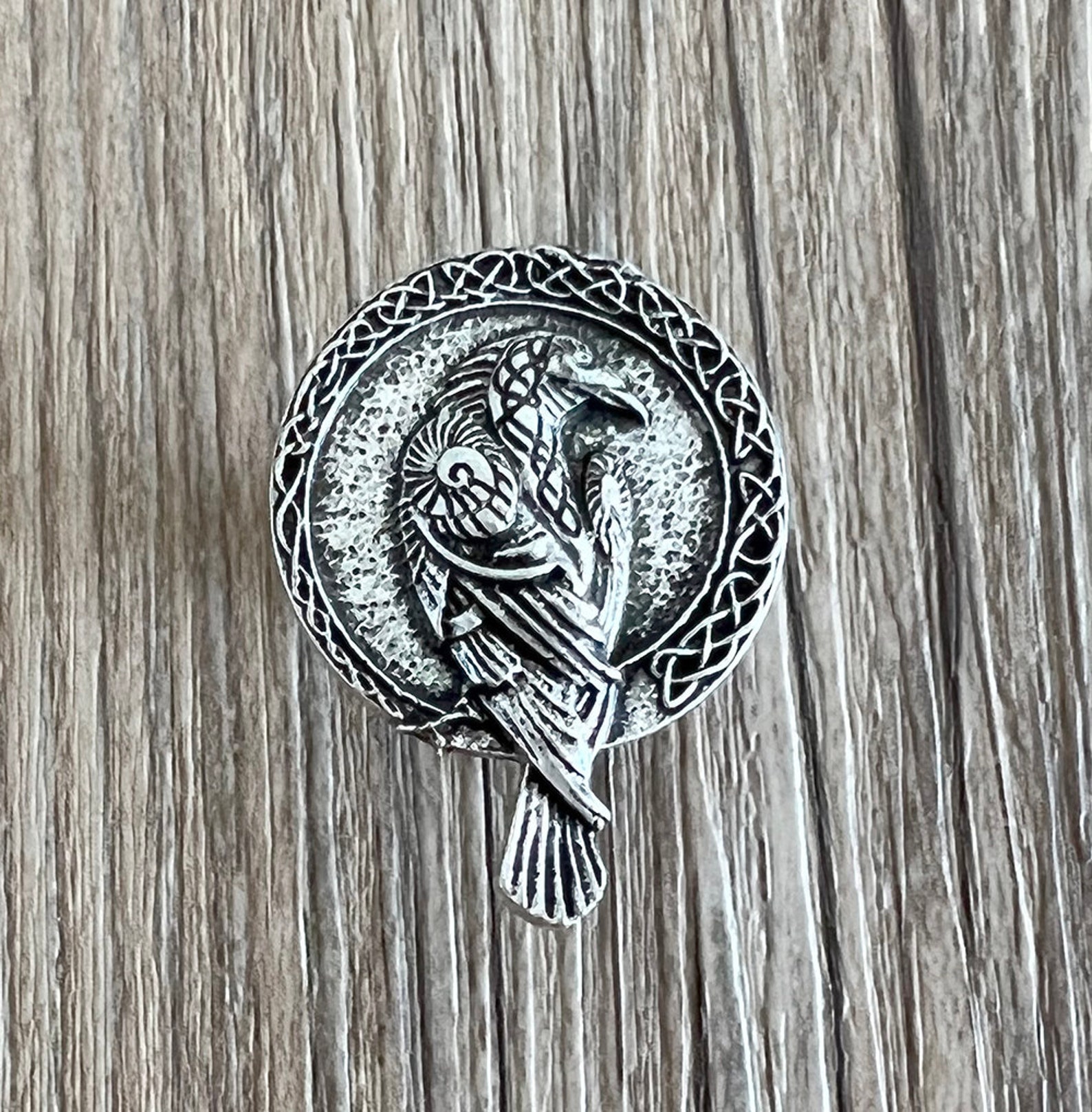 Celtic Crow Drawer Knobs / Blackbird Crow Cabinet / Gothic Home Decor ...