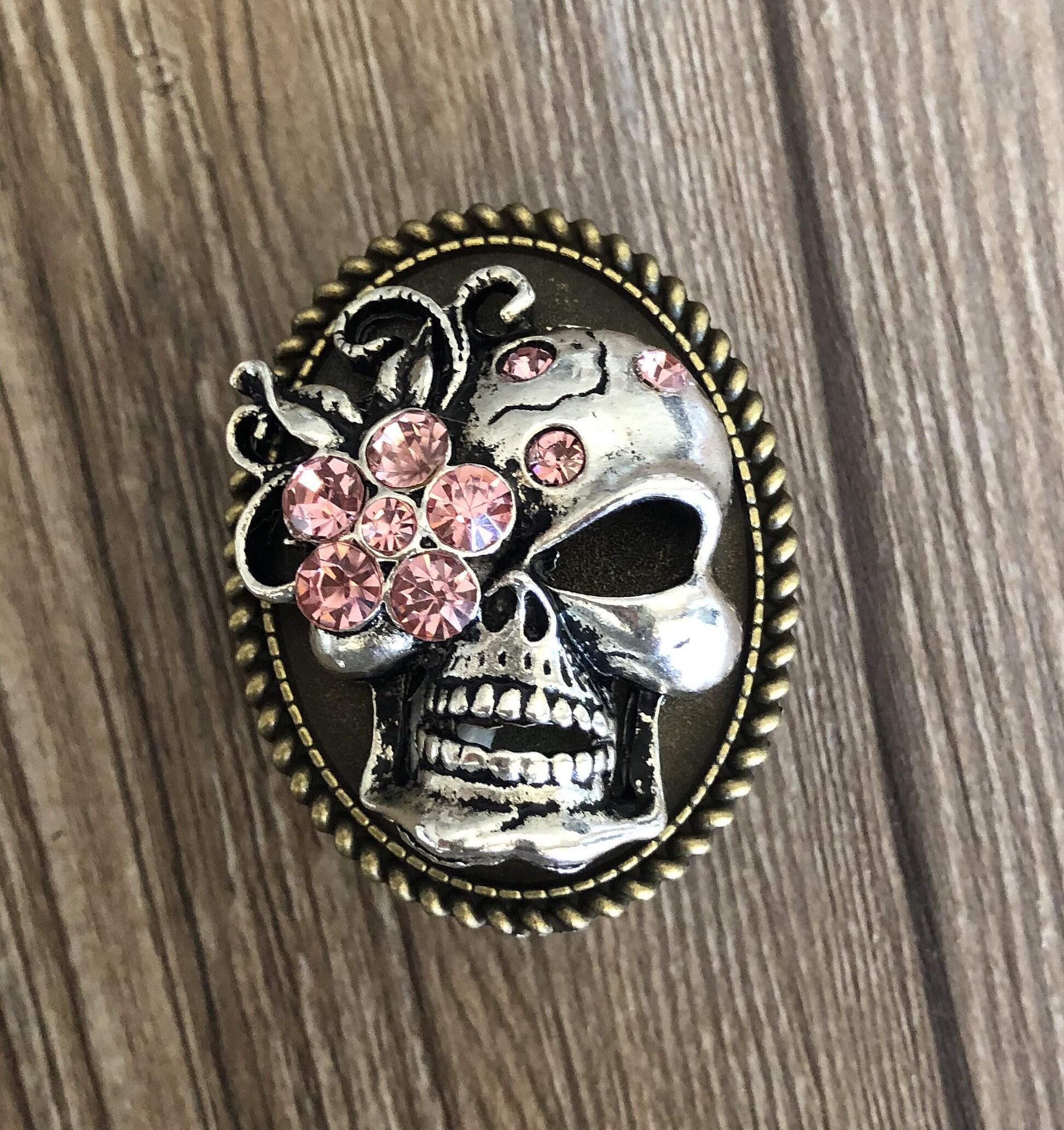 Silver Gear Skull Drawer Knobs / Gear Skull Cabinet / Gothic - Etsy