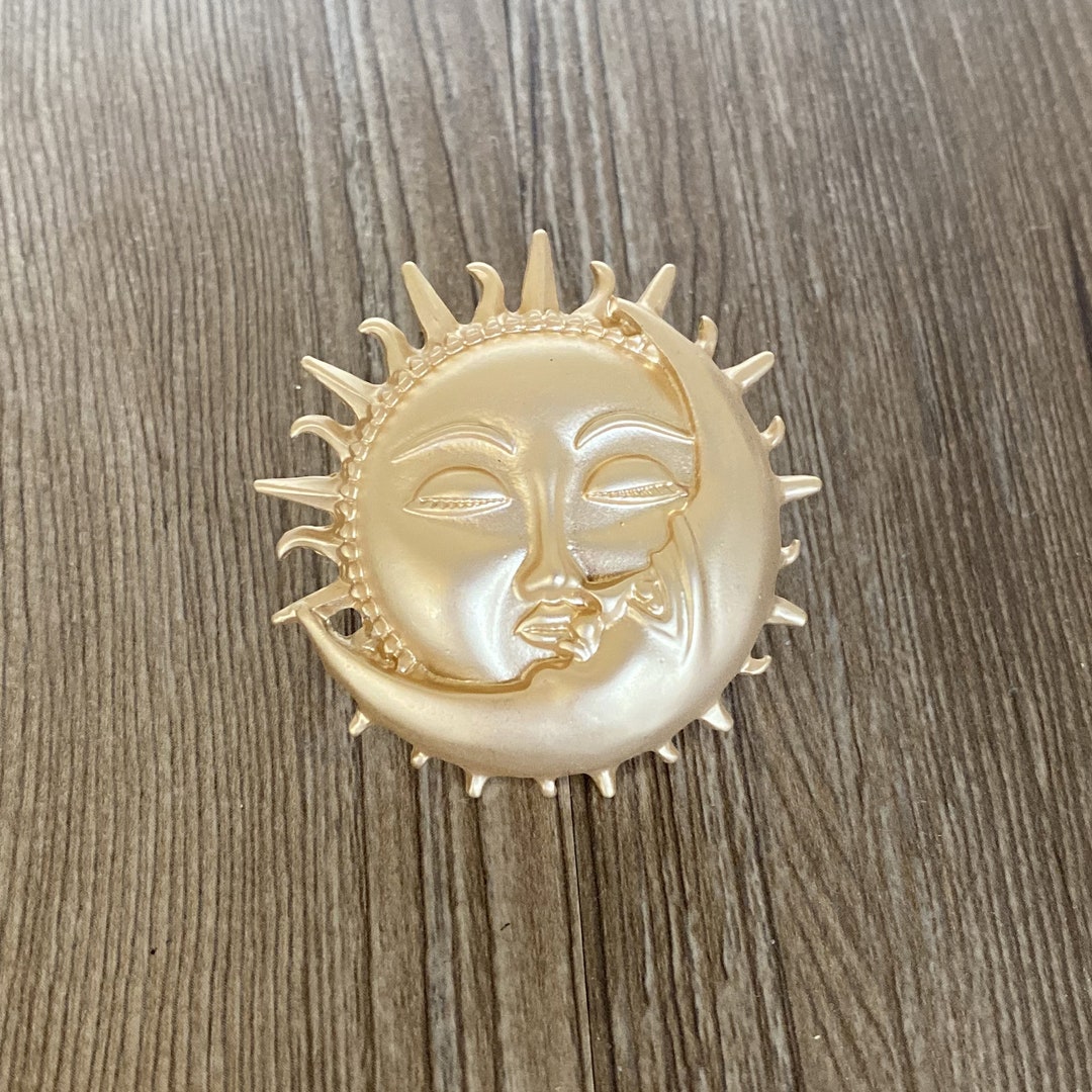 Matte Golden Star and Moon Drawer Knobs / Star and Moon Cabinet ...