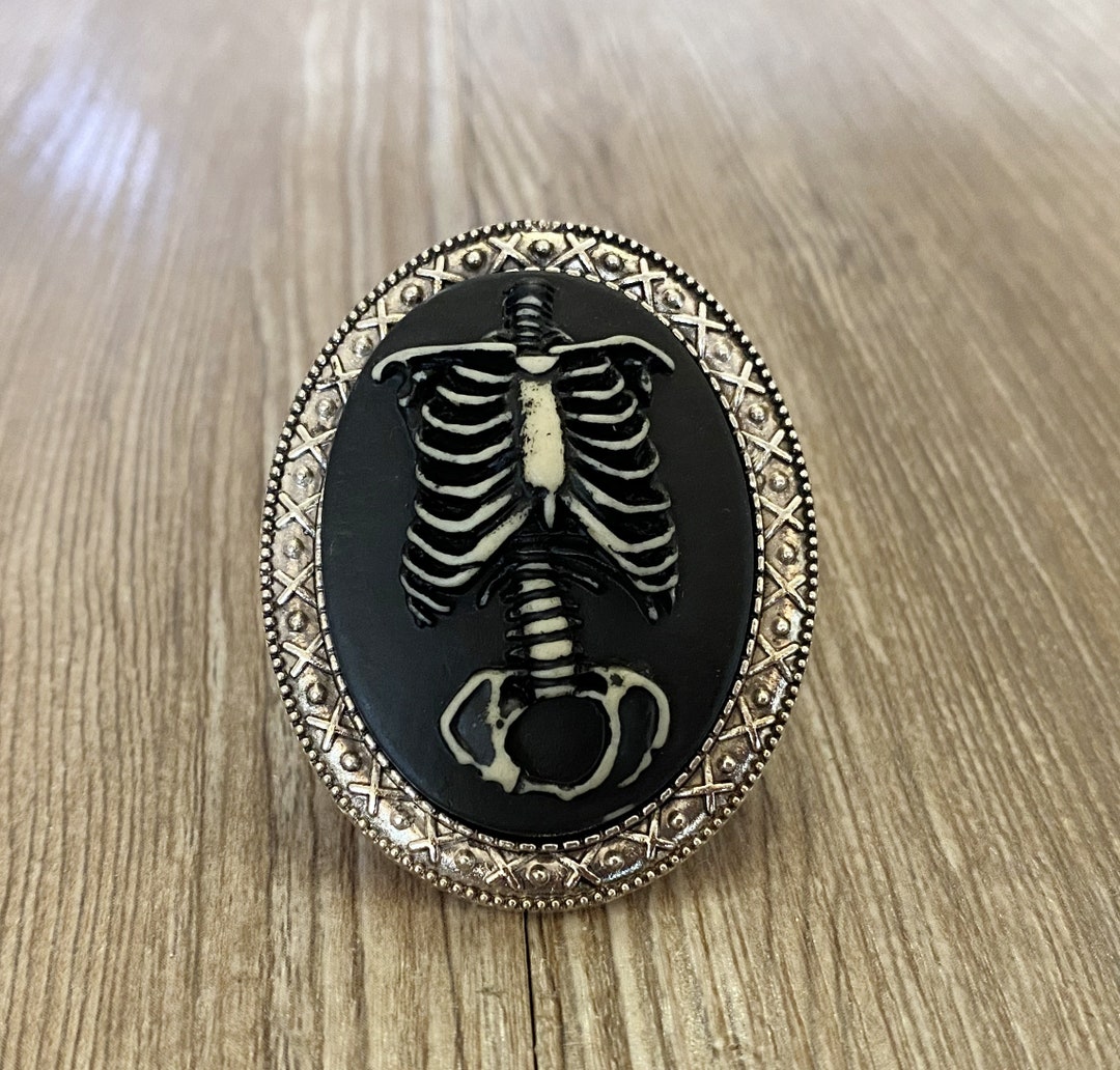 Gothic Human Skeleton Drawer Knobs /skeleton Cabinet / Gothic Home ...