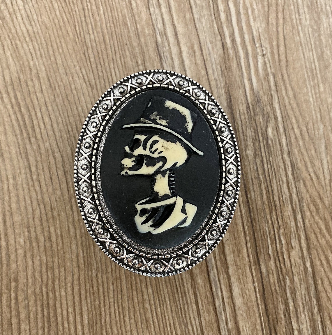 Gothic Skull Drawer Knobs / Skull Cabinet / Gothic Home Decor - Etsy