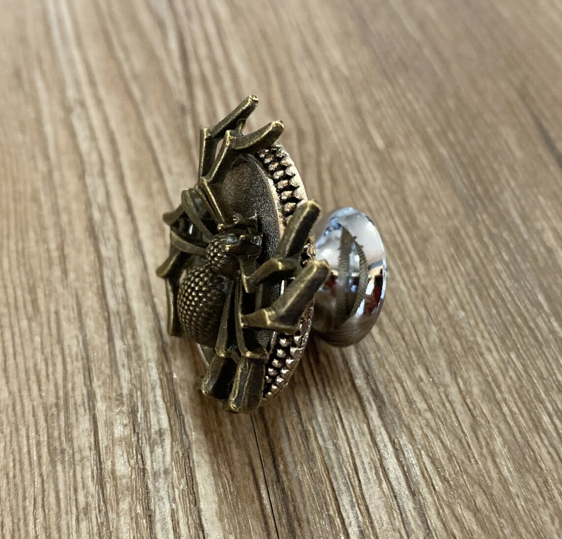 Bronze Spider Drawer Knobs / Spider Cabinet / Gothic Home - Etsy