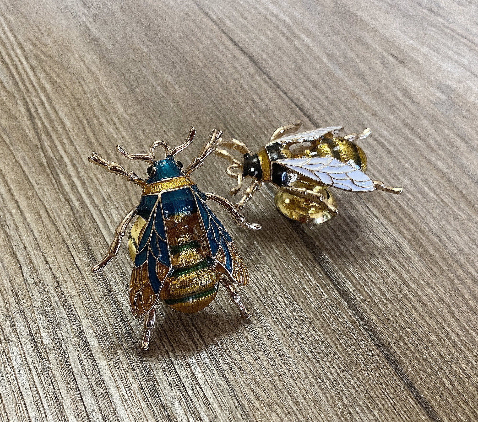 Enamel Bees Gather Honey Drawer Knobs / Bees Gather Honey - Etsy