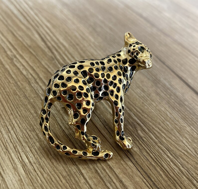 Gold Painted Leopard Drawer Knobs / Painted Leopard Cabinet / - Etsy