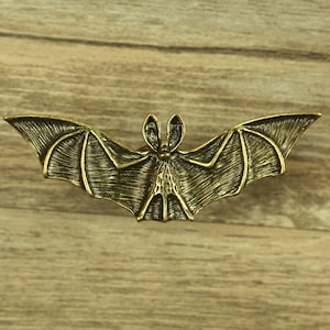 Bat Drawer Knobs / Bat Cabinet / Gothic Home Decor / Animal Shaped ...