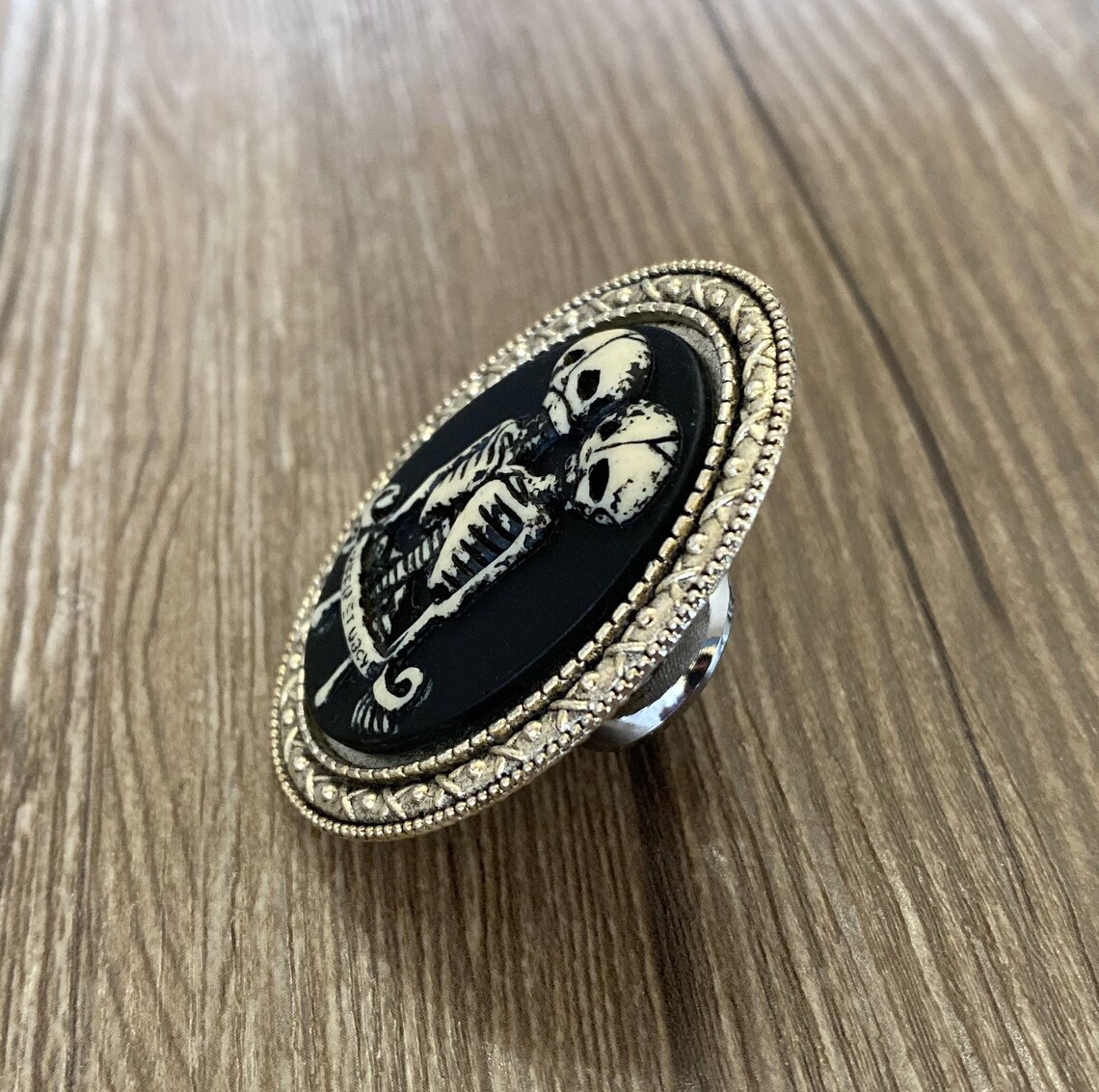 Gothic Double Skull Drawer Knobs / Skull Cabinet / Gothic Home | Etsy