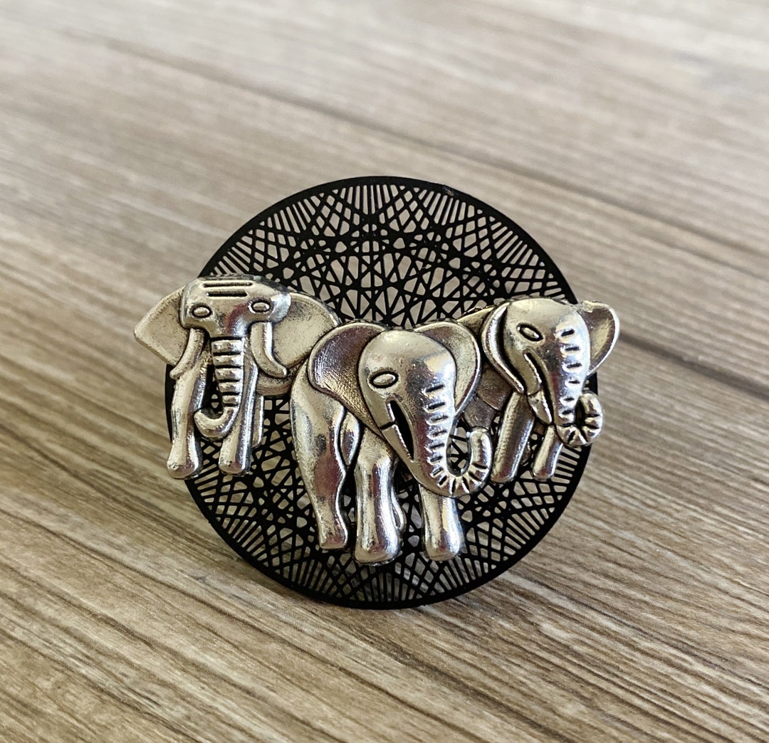 Bronze Elephant Drawer Knobs / Elephant Cabinet / Gothic Home Decor ...