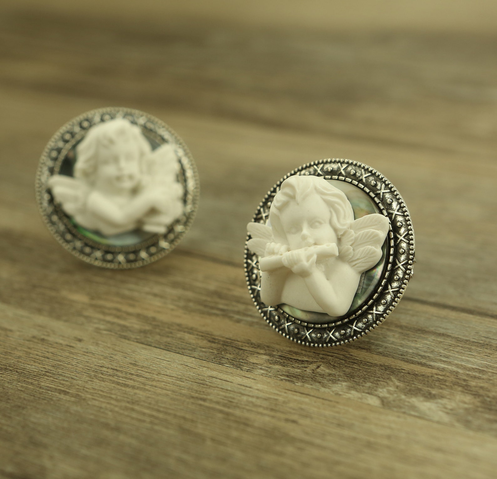 Angel Playing Natural Shell Drawer Knobs / Furniture Knobs - Etsy