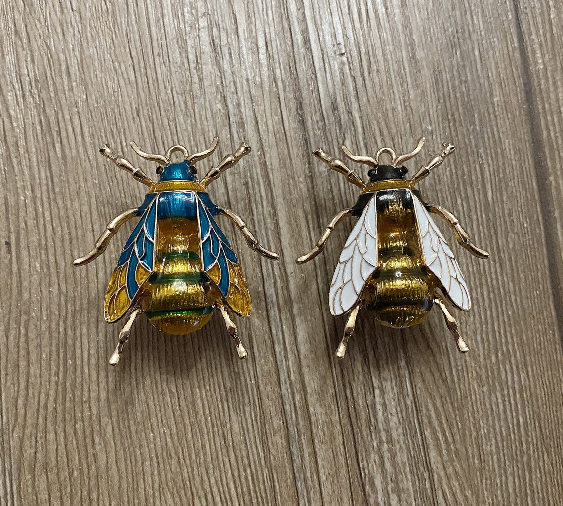 Enamel Bees Gather Honey Drawer Knobs / Bees Gather Honey - Etsy