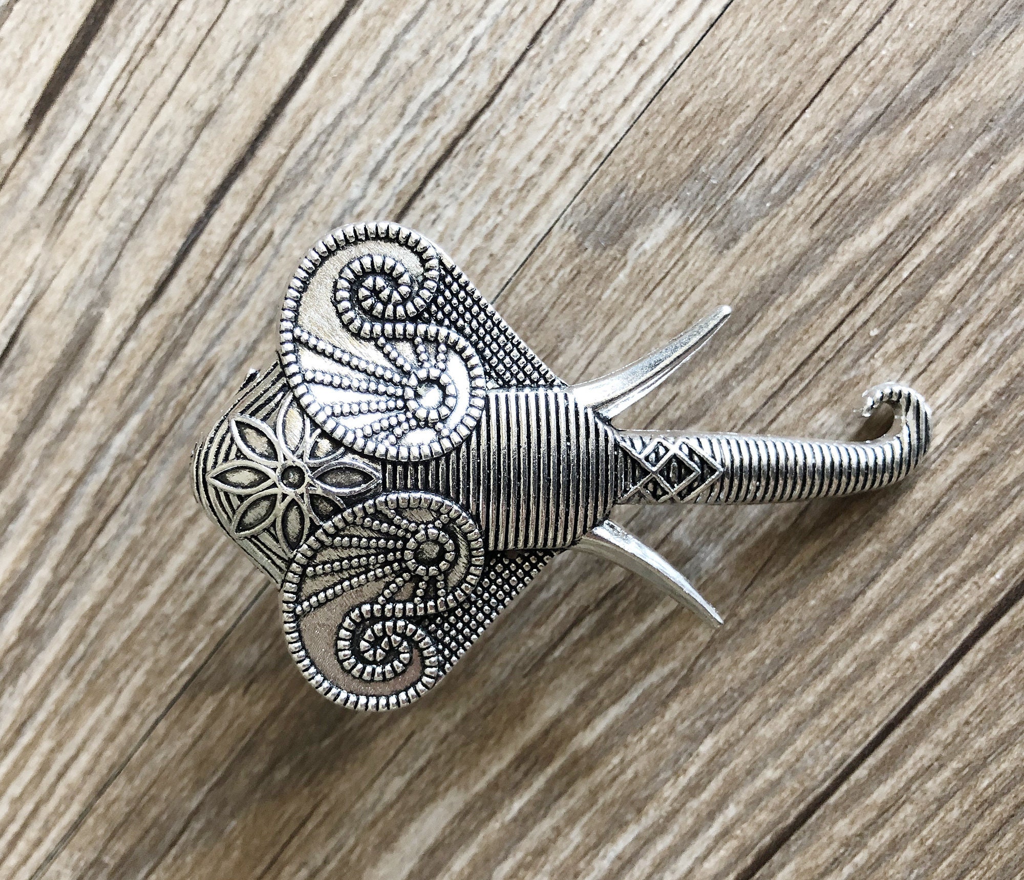 Elephant Drawer Knobs / Elephant Cabinet / Gothic Home Decor / - Etsy