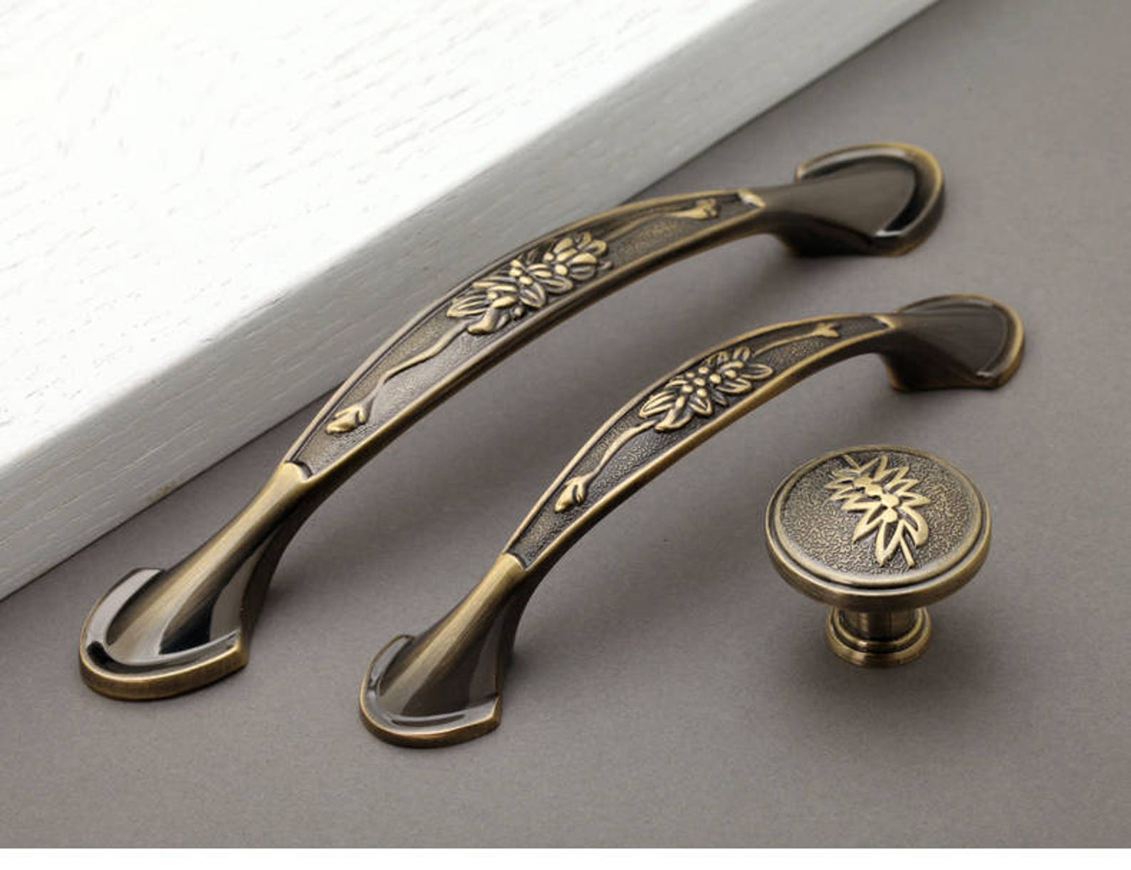 Antique Knobs Drawer Knob Dresser Knobs Ceramic Knobs / - Etsy