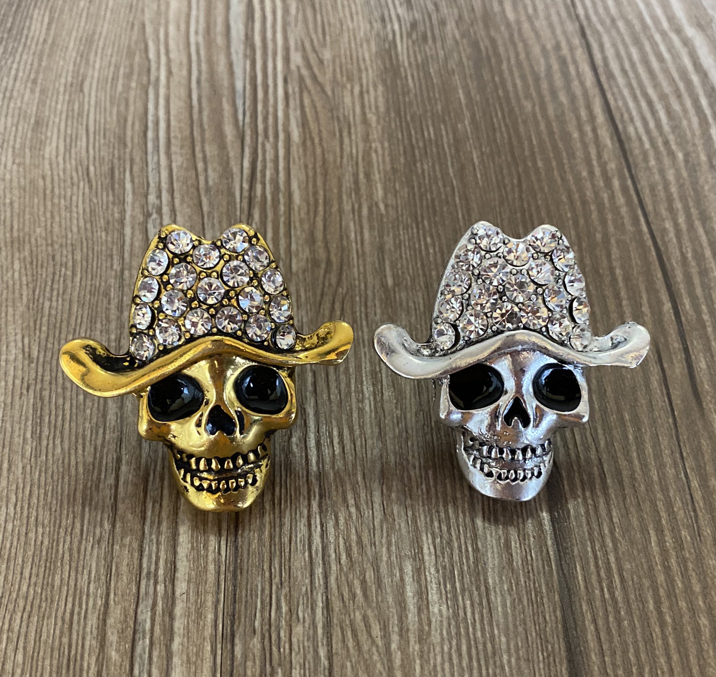 Gothic Skull Drawer Knobs / Skull Cabinet / Gothic Home Decor - Etsy