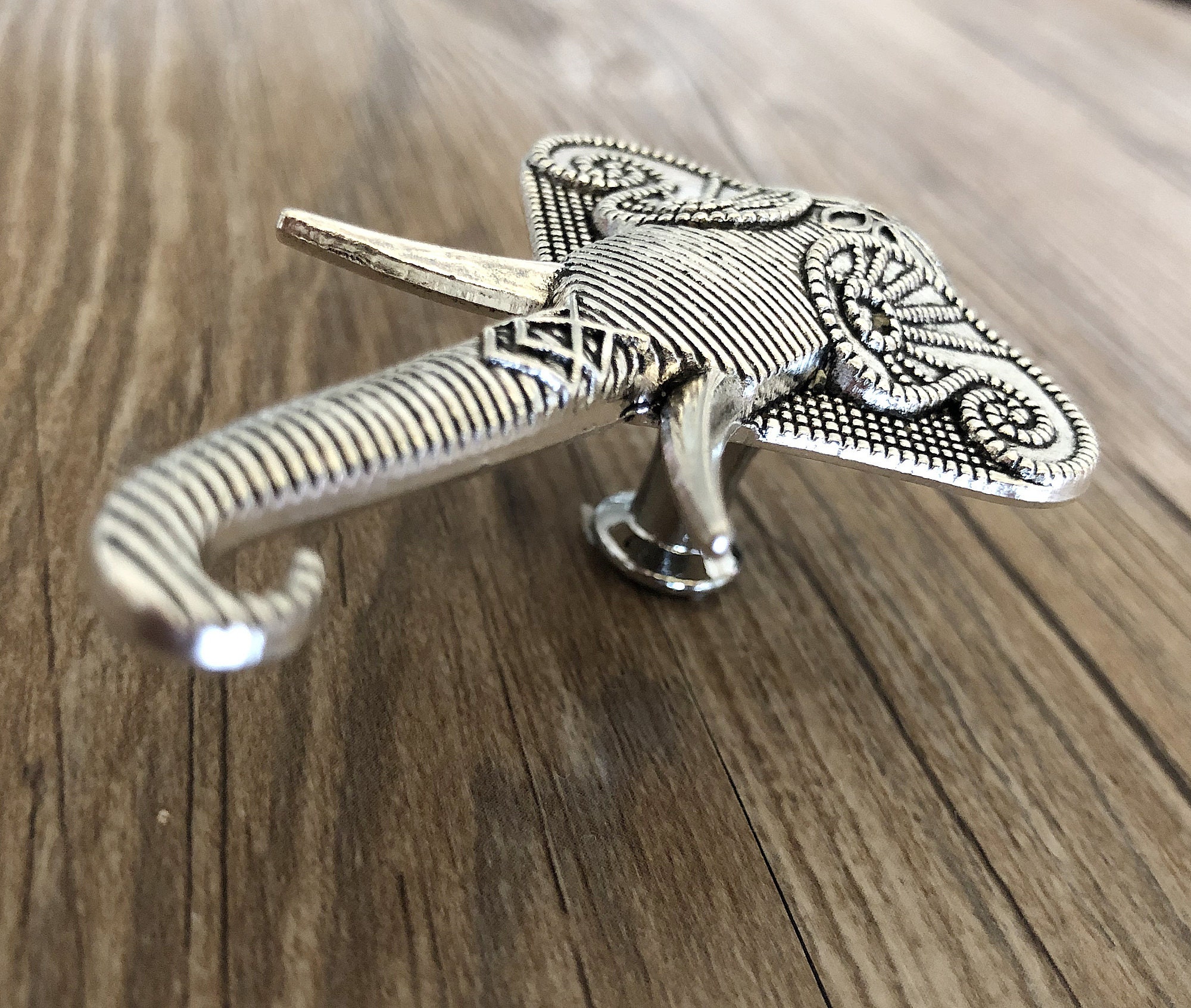 Elephant Drawer Knobs / Elephant Cabinet / Gothic Home Decor / - Etsy