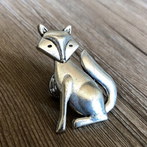 Retro Fox Drawer Knobs / Fox Cabinet / Gothic Home Decor / Animal Shaped Drawer Knobs ...