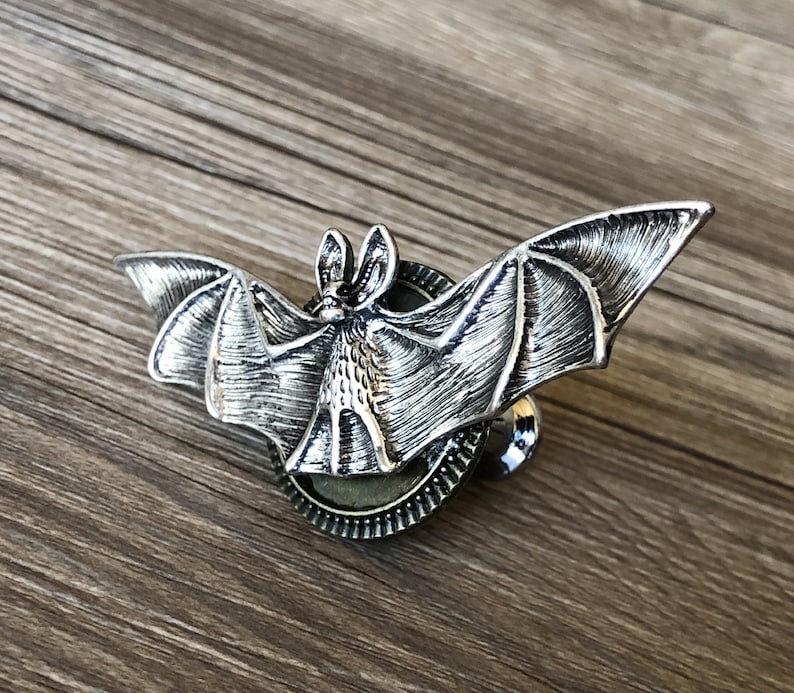 Silver Bat drawer knobs / bat cabinet / Gothic Home Decor / | Etsy
