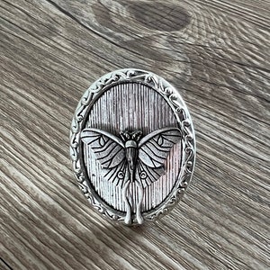 Moth Drawer Knobs /butterfly Cabinet / Gothic Home Decor / Animal ...