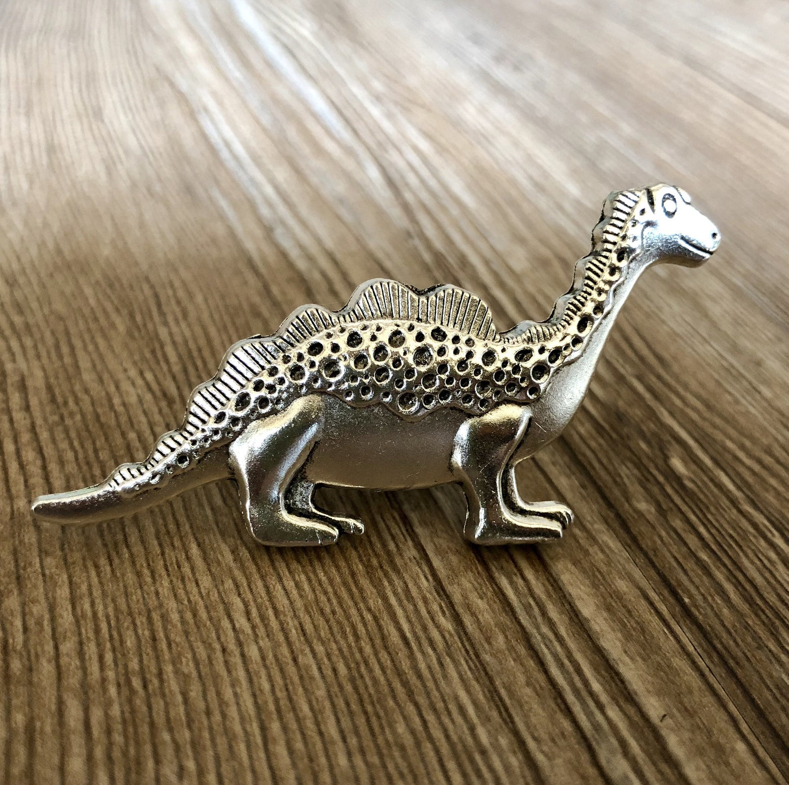 Dinosaur Drawer Knobs / Dinosaur Cabinet / Gothic Home Decor / - Etsy