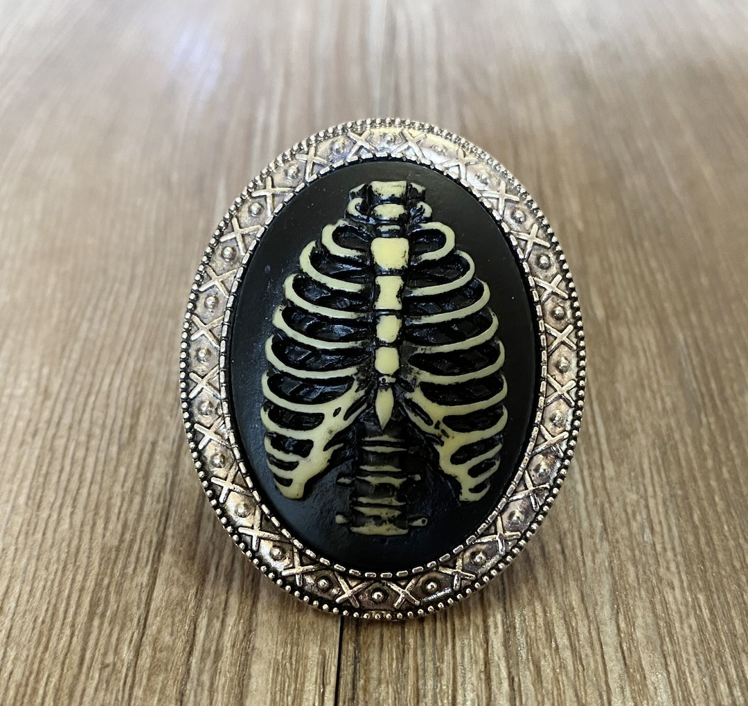 Gothic Human Skeleton Drawer Knobs /skeleton Cabinet / Gothic Home ...