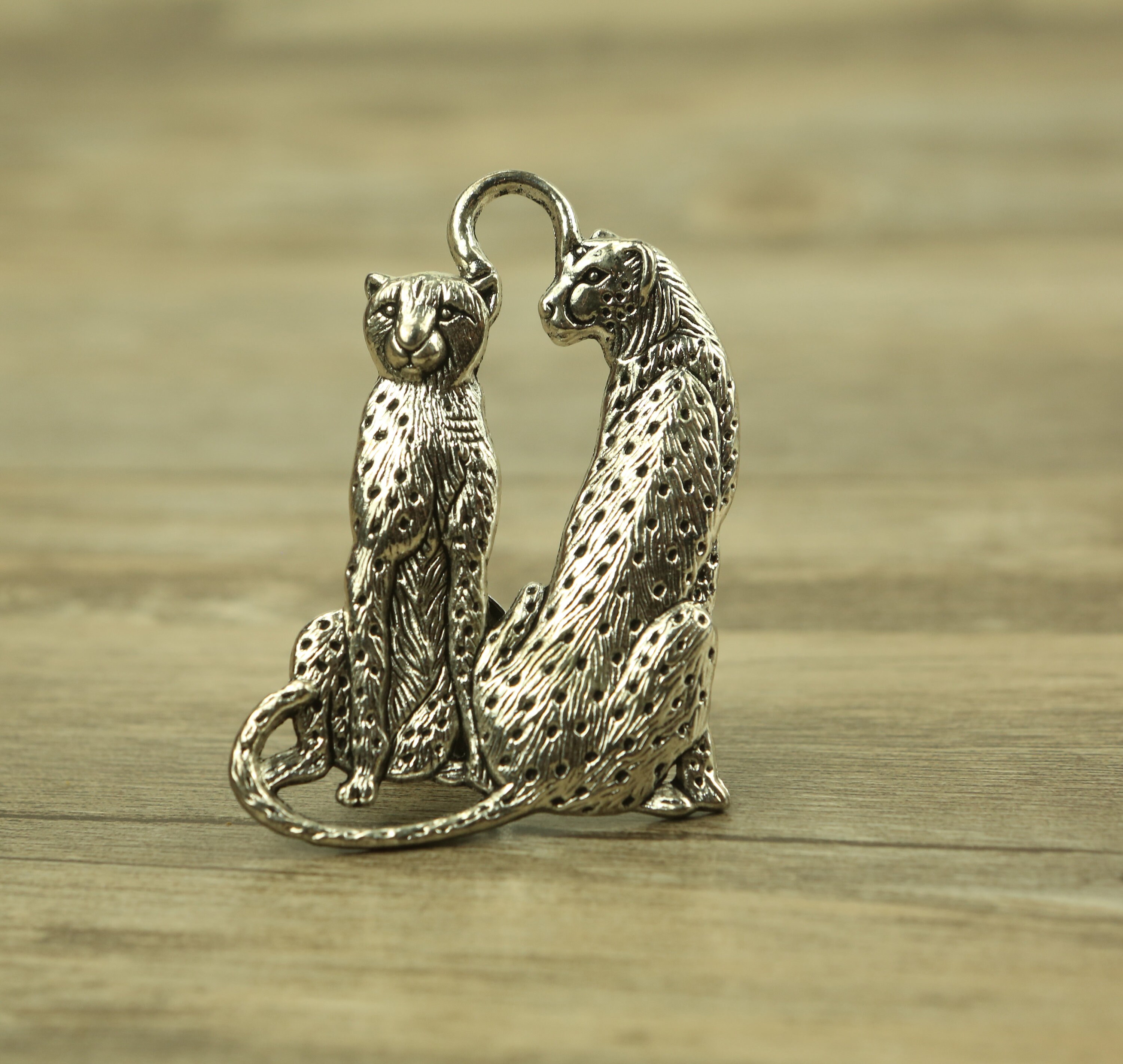 Silver Leopard Drawer Knobs / Leopard Cabinet / Gothic Home | Etsy