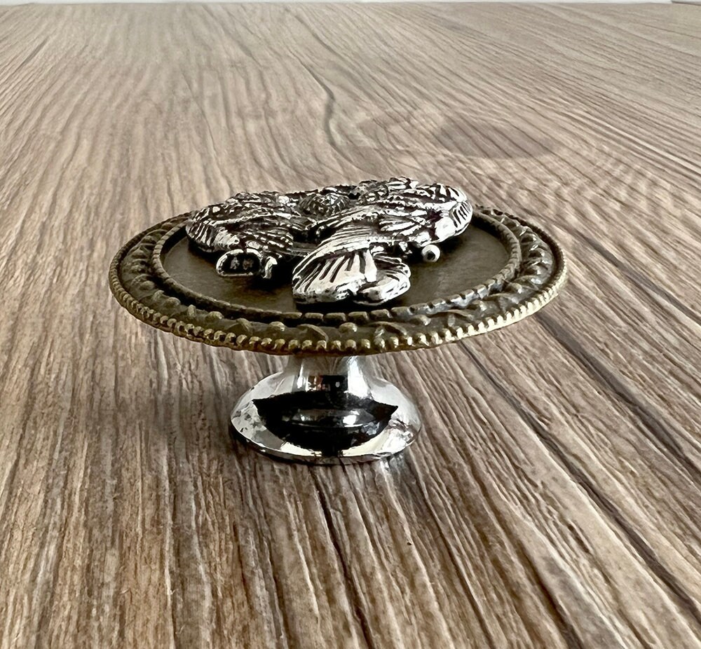 Celtic Crow Drawer Knobs / Blackbird Crow Cabinet / Gothic Home Decor ...