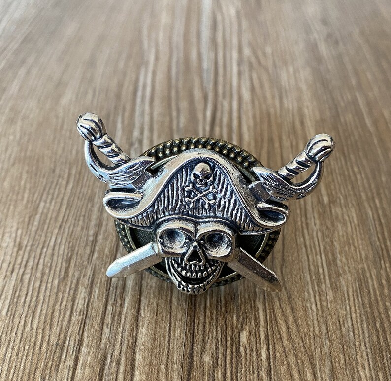 Retro Silver Pirate Skull Drawer Knobs / Punk Cabinet Dresser - Etsy