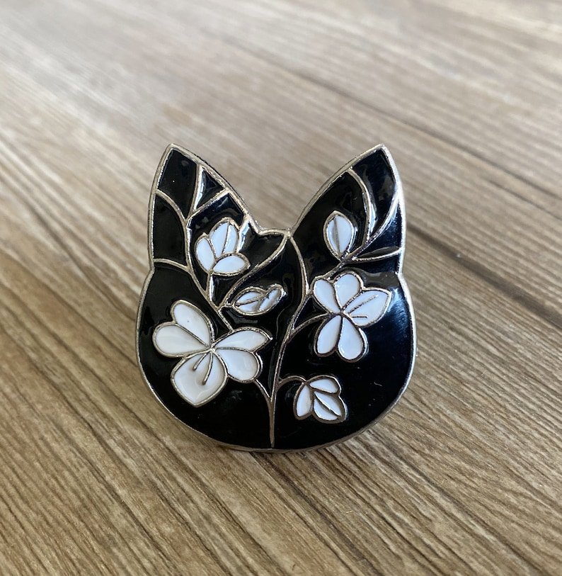 Silver Cat Drawer Knobs / Cat Cabinet / Gothic Home Decor / - Etsy