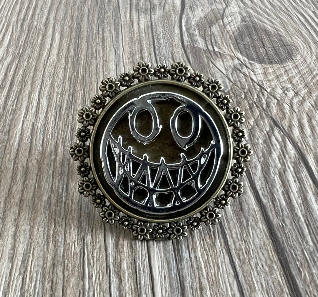 Silver Smiley Drawer Knobs / Smiley Cabinet / Gothic Home Decor ...