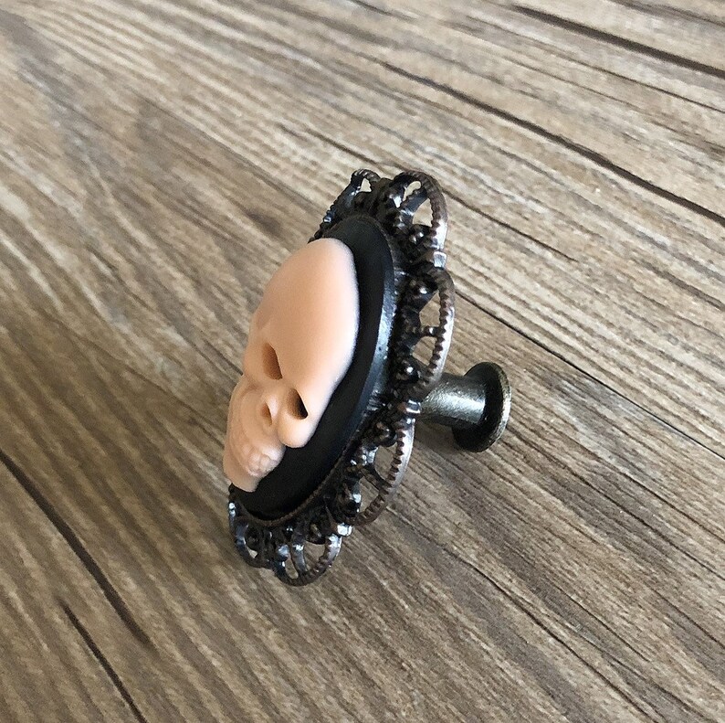 Gothic Skull Knobs Fluorescent Resin Knobs / Cabinet Dresser - Etsy