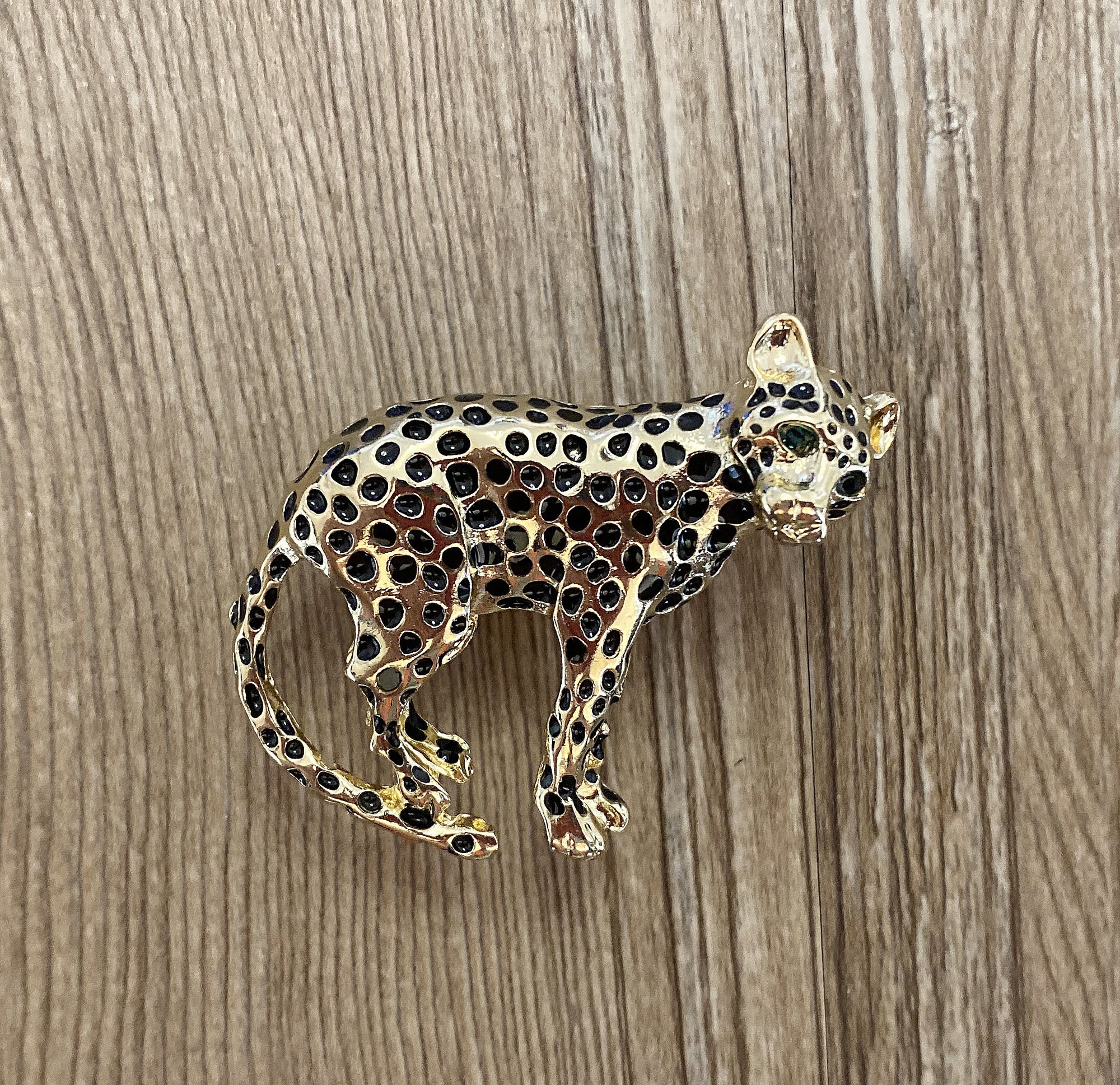 Gold Painted Leopard Drawer Knobs / Painted Leopard Cabinet / | Etsy