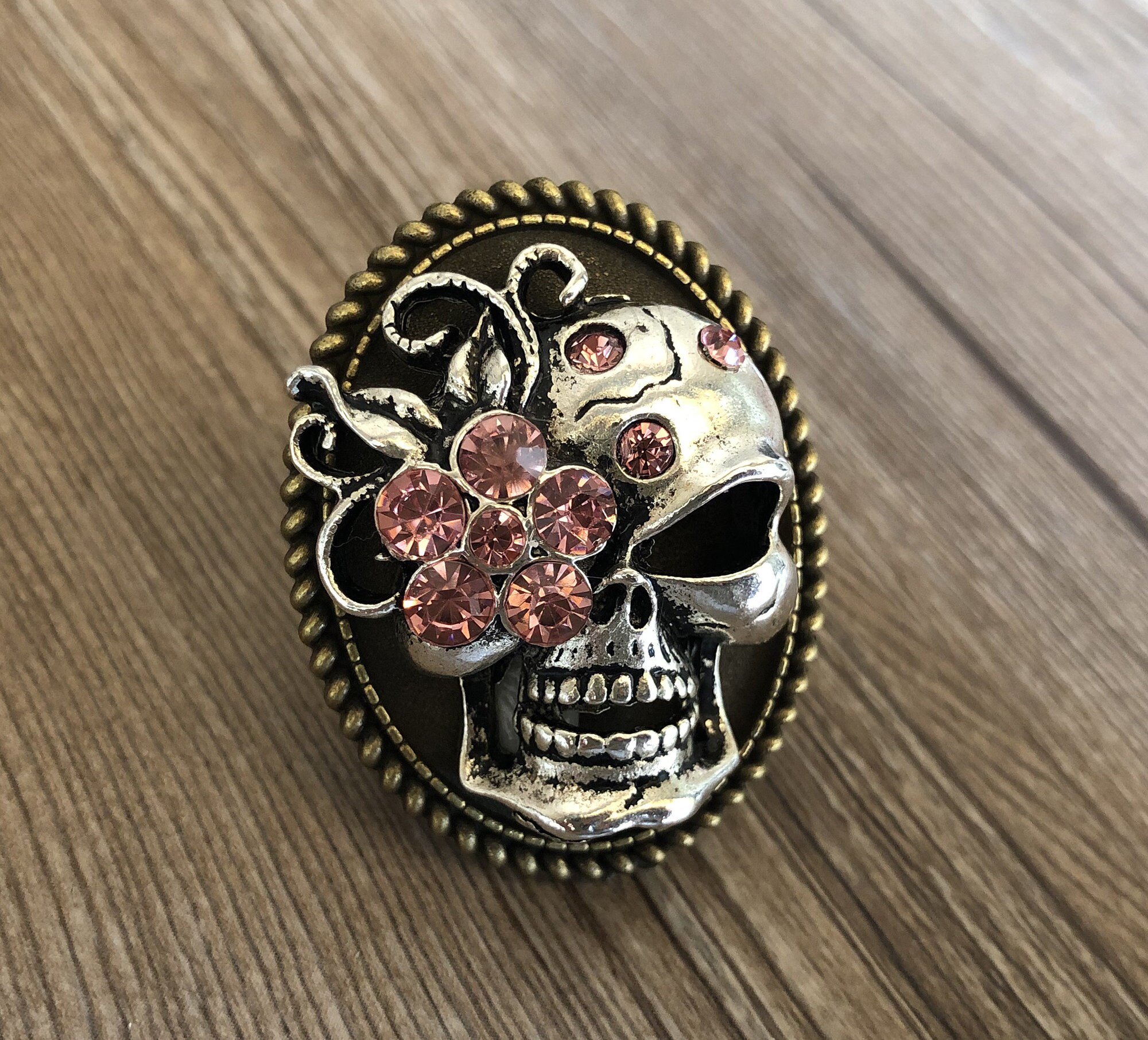 Silver Gear Skull Drawer Knobs / Gear Skull Cabinet / Gothic - Etsy