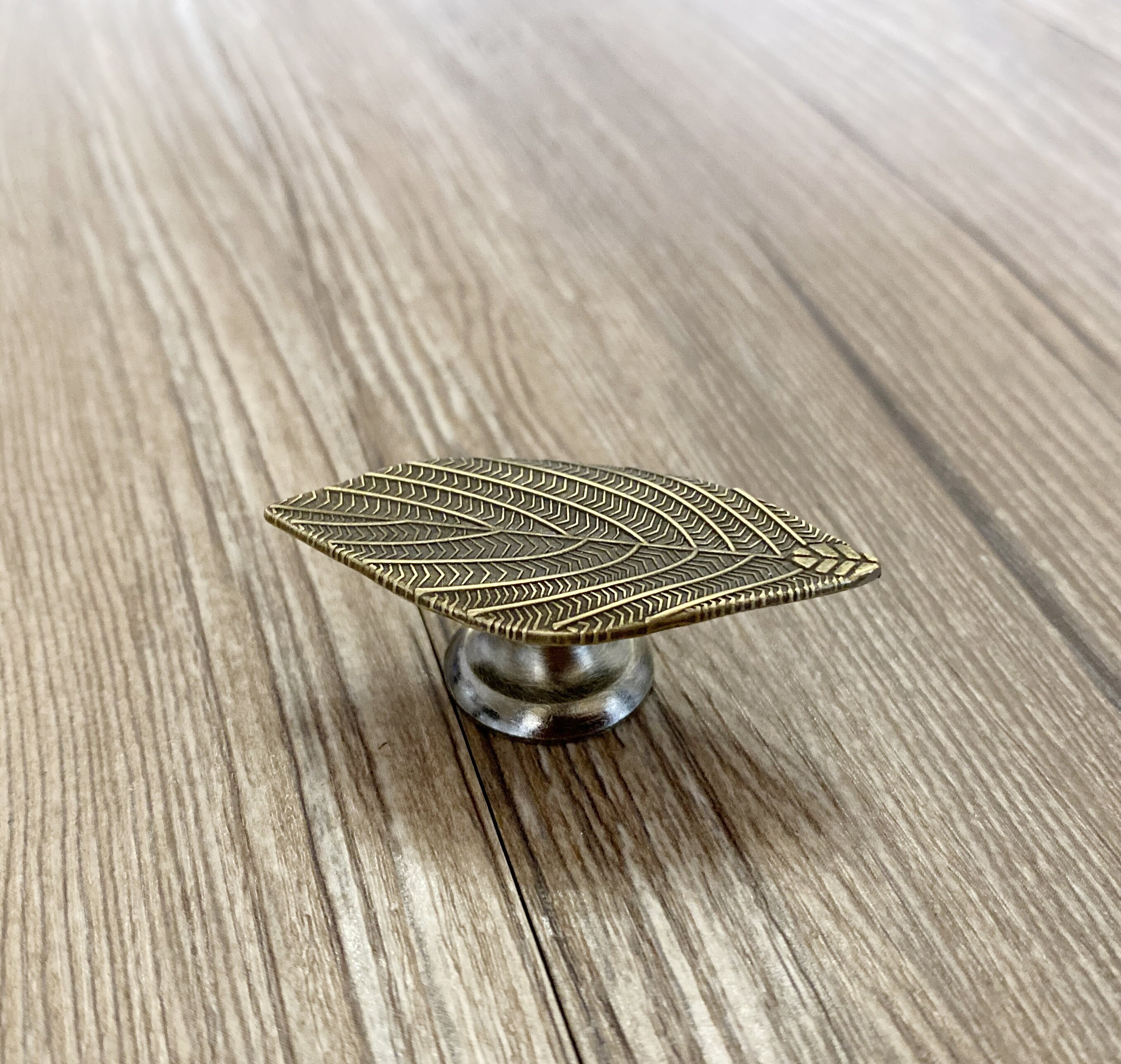 Brass leaves Knobs Brass Knobs / Cabinet Dresser Knobs / | Etsy