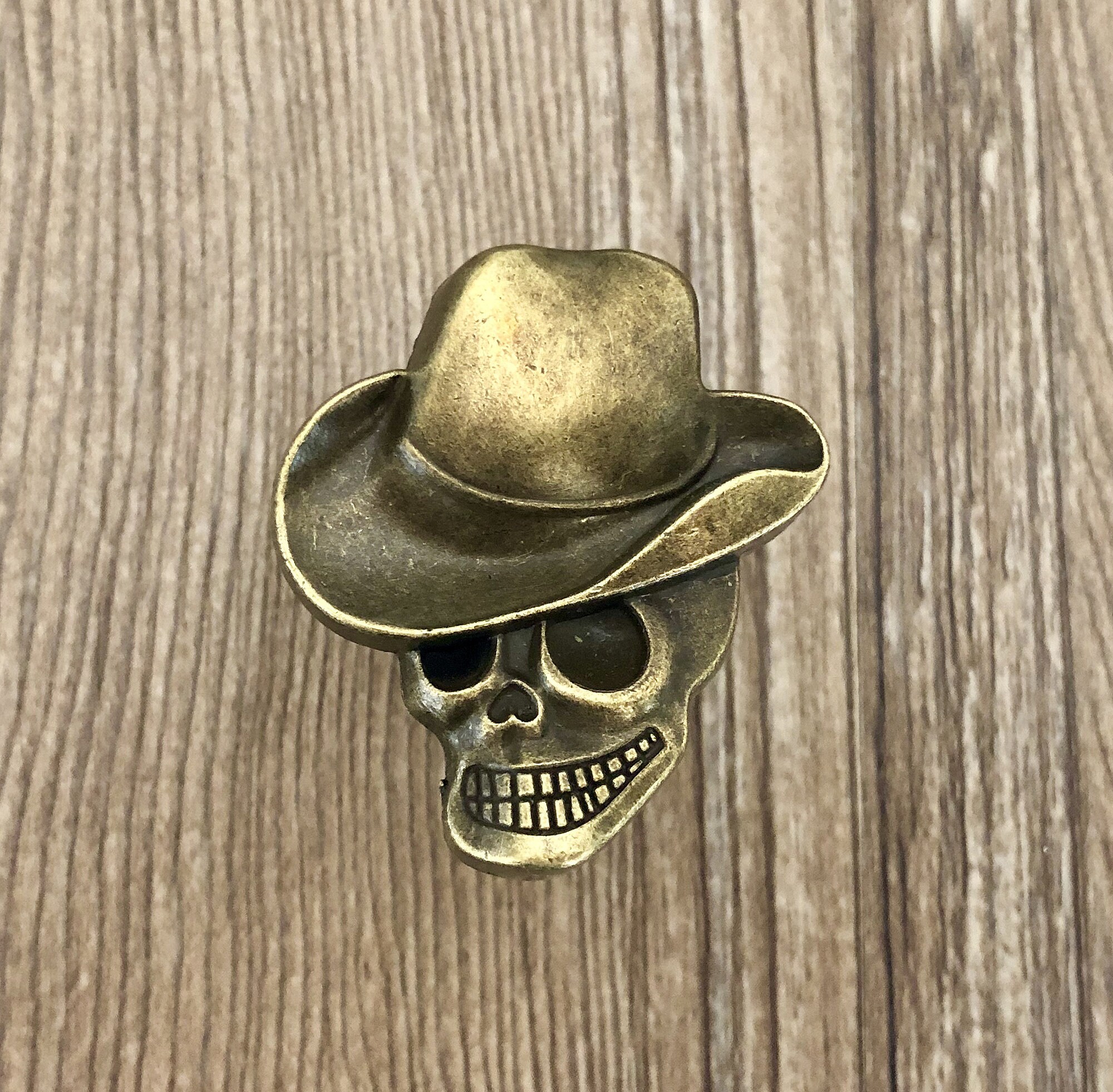 Gothic Skull Knobs Brass Knobs / Cabinet Dresser Knobs / | Etsy