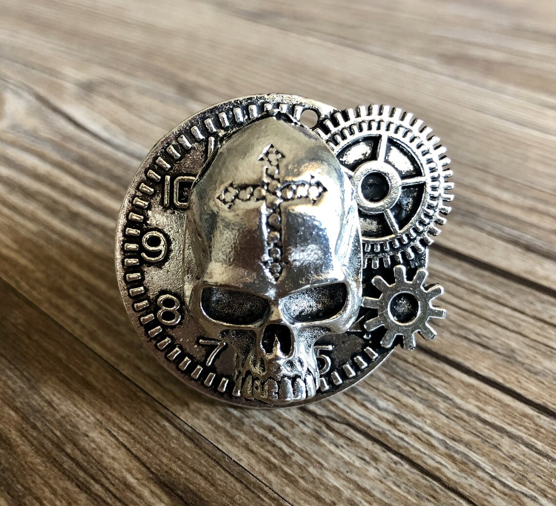 Silver Gothic Skull Knobs Brass Knobs / Cabinet Dresser Knobs - Etsy