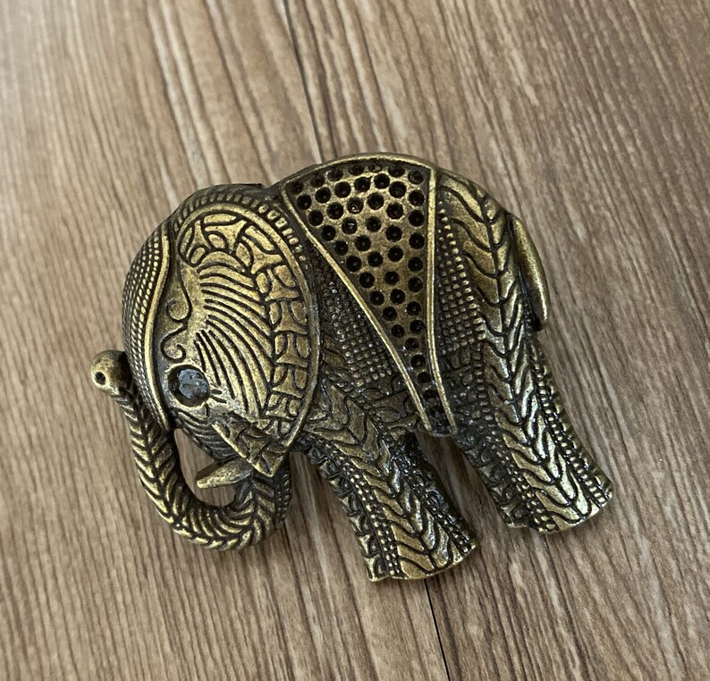 Elephant Drawer Knobs / Elephant Cabinet / Gothic Home Decor / | Etsy