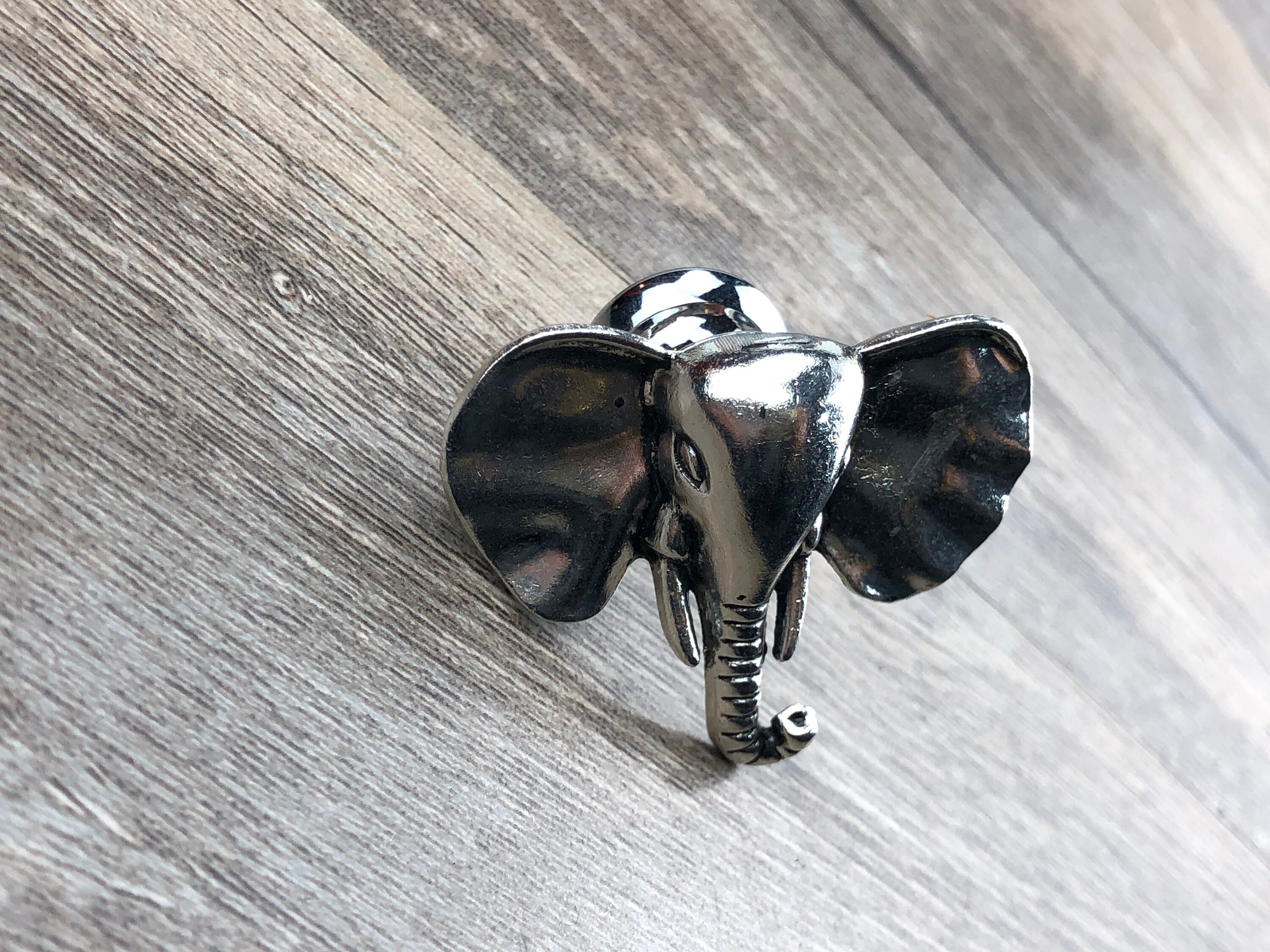 Silver Elephant Drawer Knobs / Elephant Cabinet / Gothic Home - Etsy