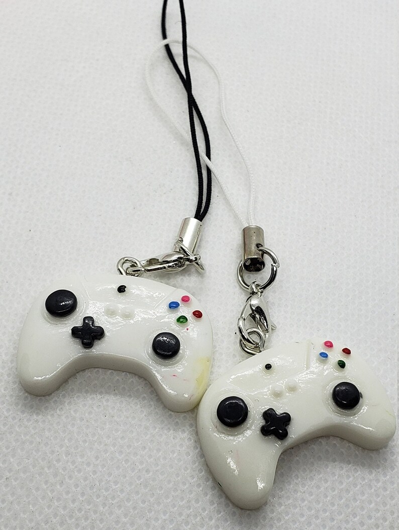Video Game Controller Phone Charm / Controller Phone Charm / - Etsy